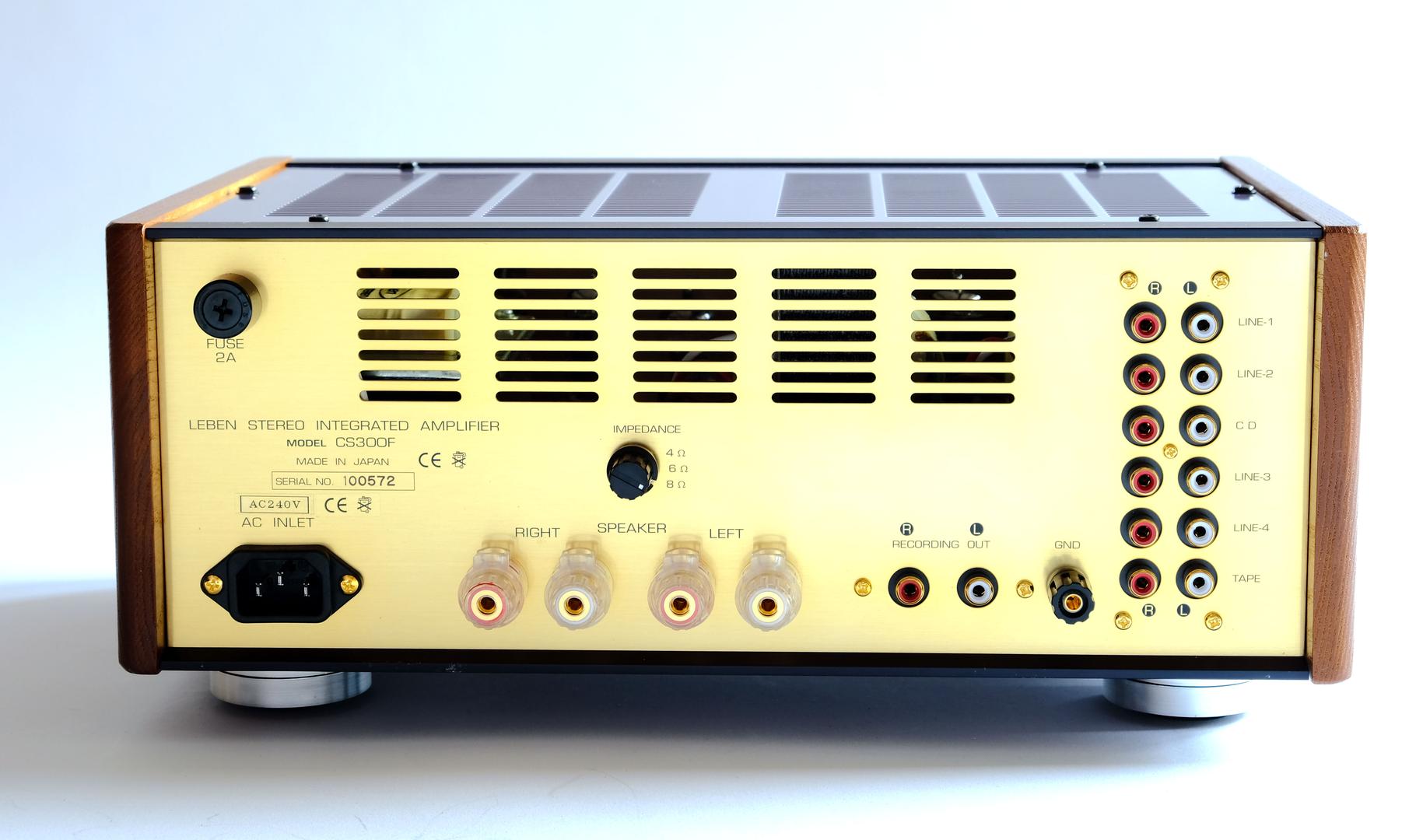 Leben CS 300F Integrated Amplifier - hi-fi+