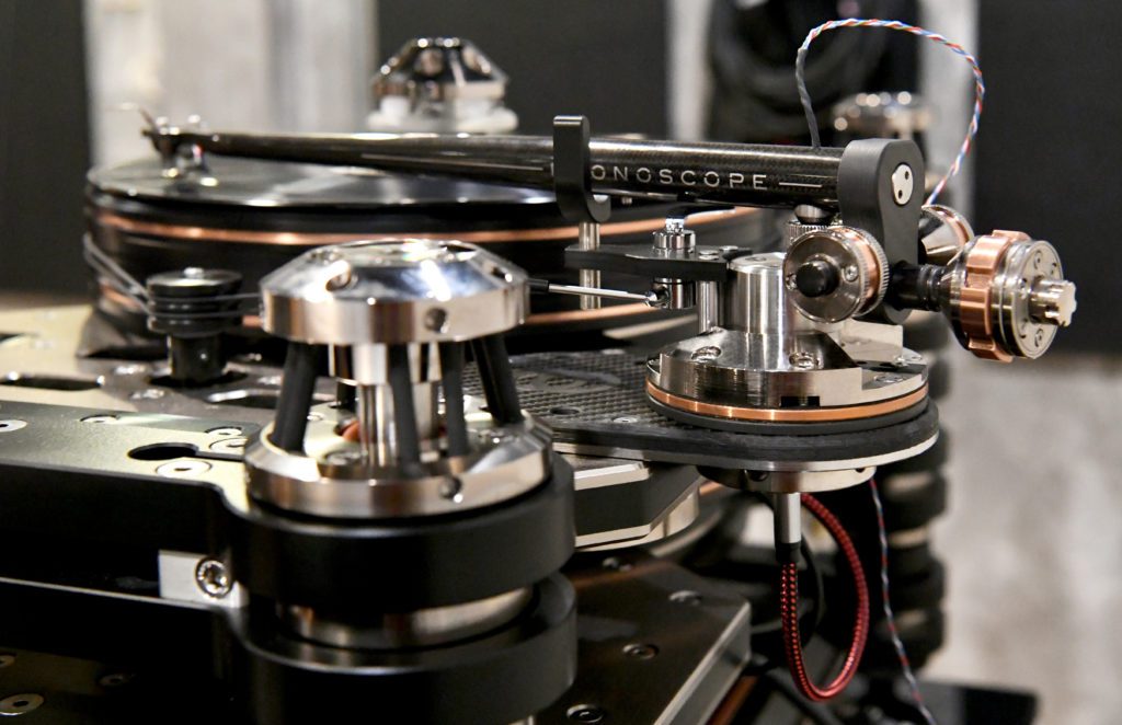 Kronos Discovery turntable - hi-fi+